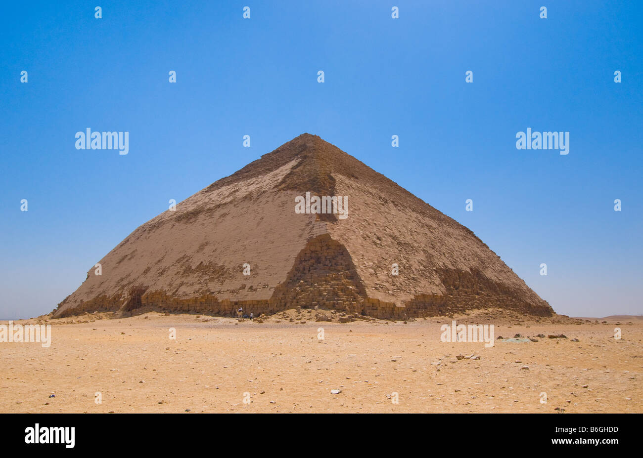 Bent pyramid at Dahshur Cairo Egypt Stock Photo - Alamy