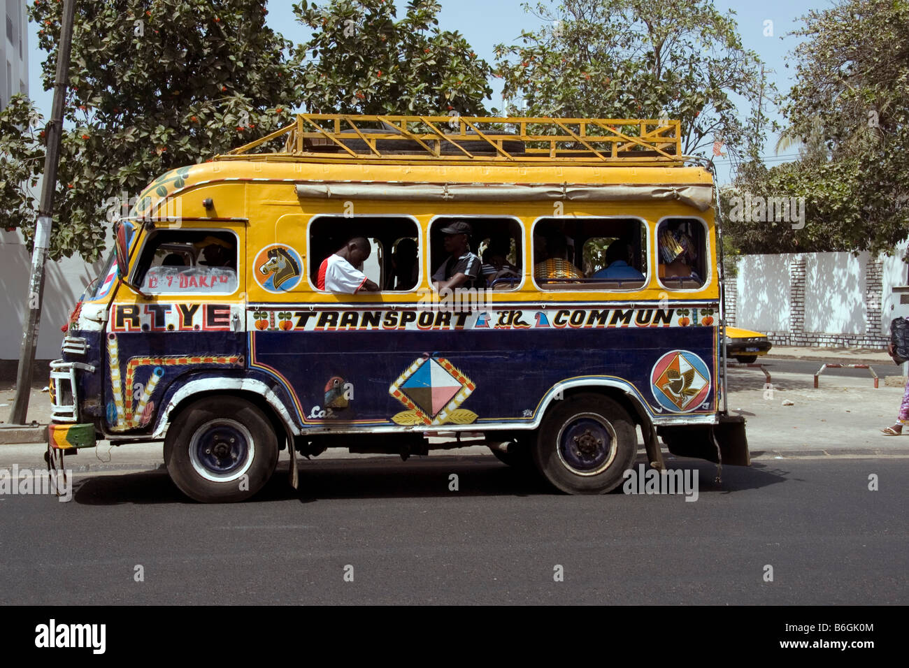 Public bus dakar hi-res stock photography and images - Alamy