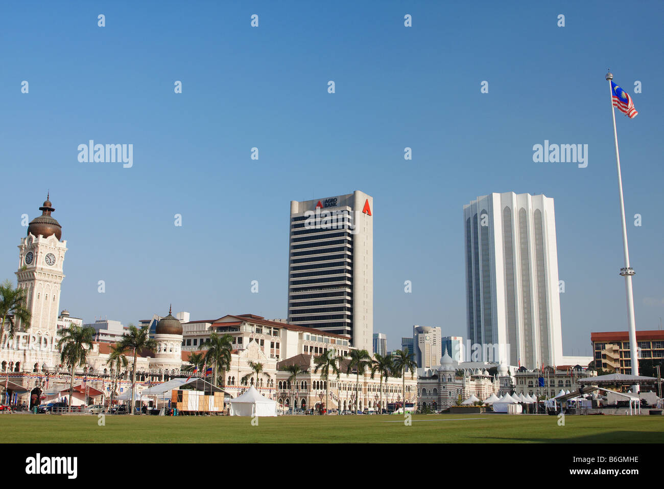 Merdeka square hi-res stock photography and images - Alamy