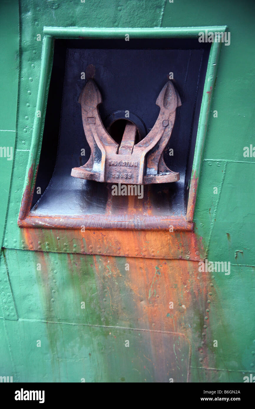 Rust ship rivet hi-res stock photography and images - Alamy
