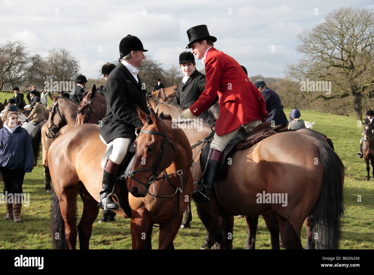 Fox hunt chase hi-res stock photography and images - Alamy