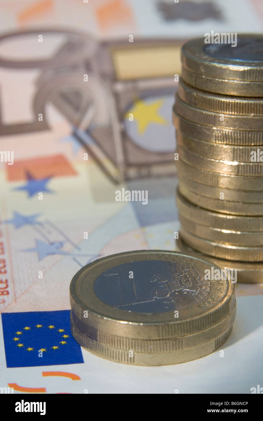 Euro coin upright hi-res stock photography and images - Alamy