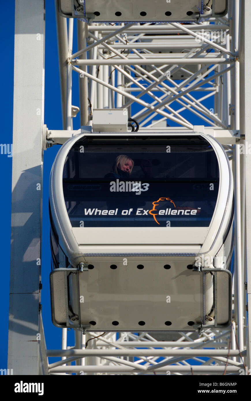 Ferris wheel capsule hi-res stock photography and images - Alamy