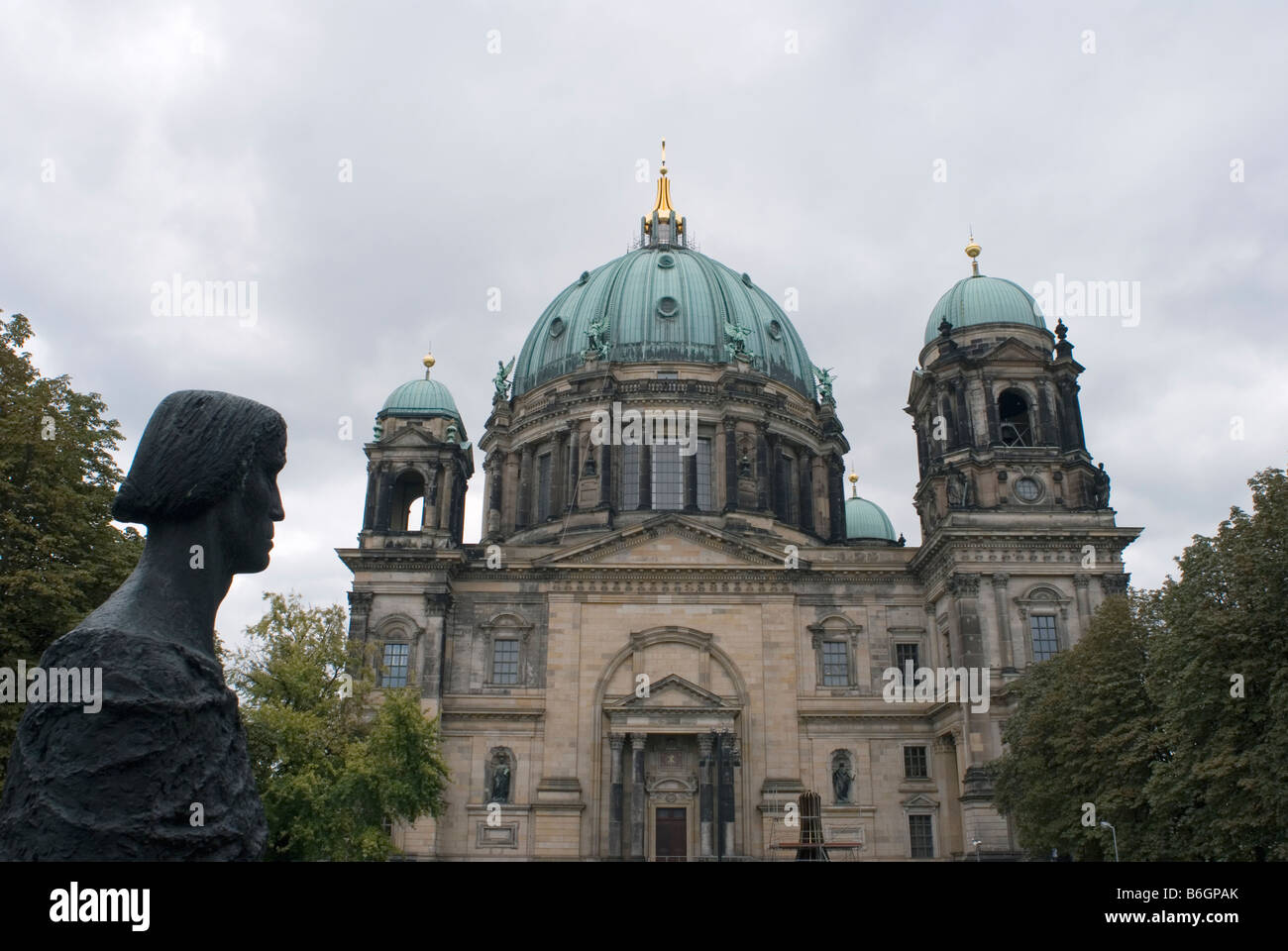 Fritz cremer hi-res stock photography and images - Alamy