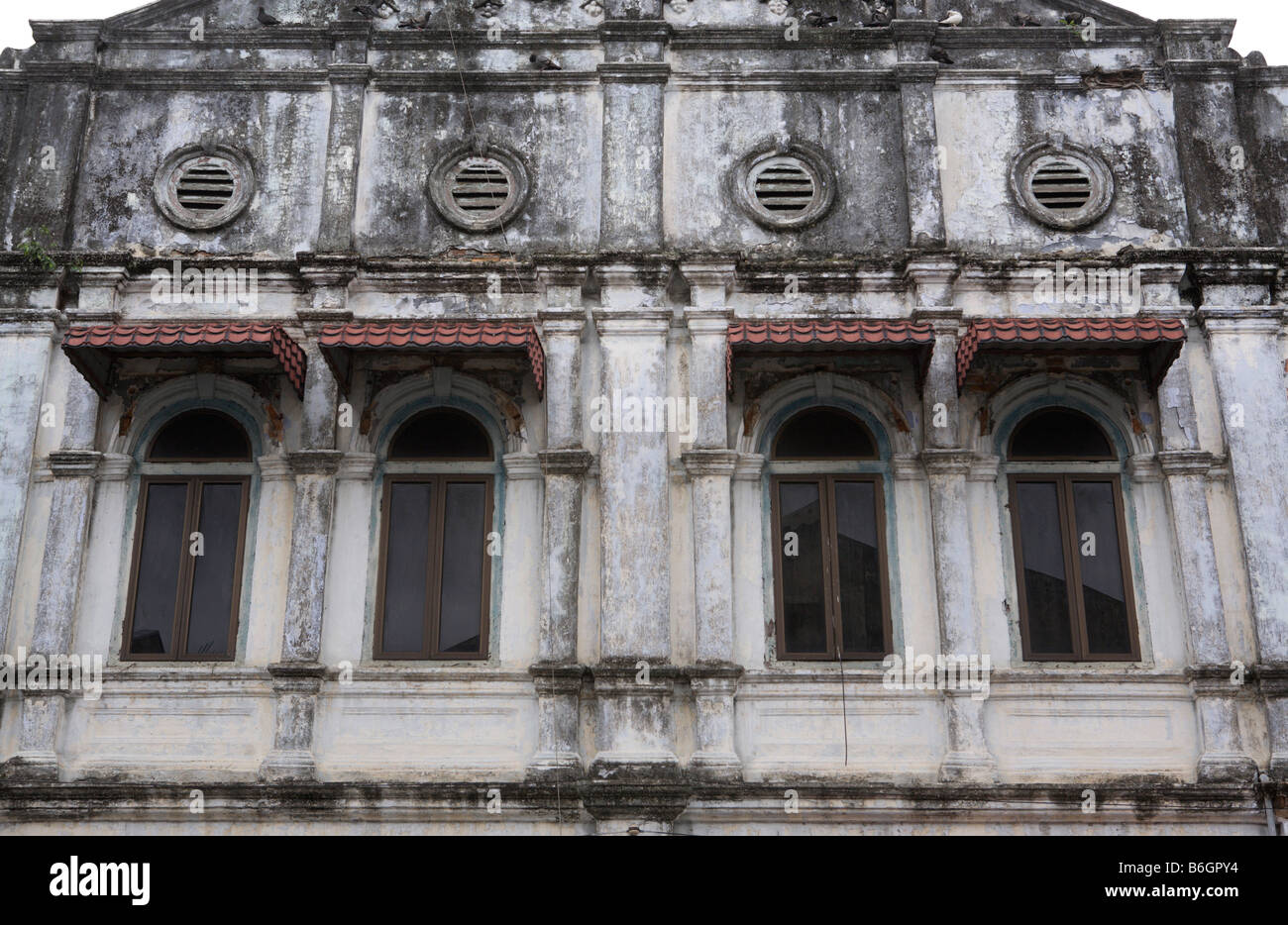 Pre war shophouses hi-res stock photography and images - Alamy