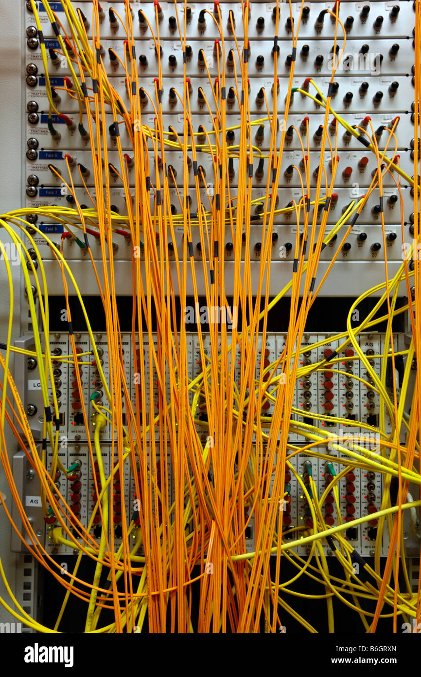 Computer operator image hi-res stock photography and images - Alamy