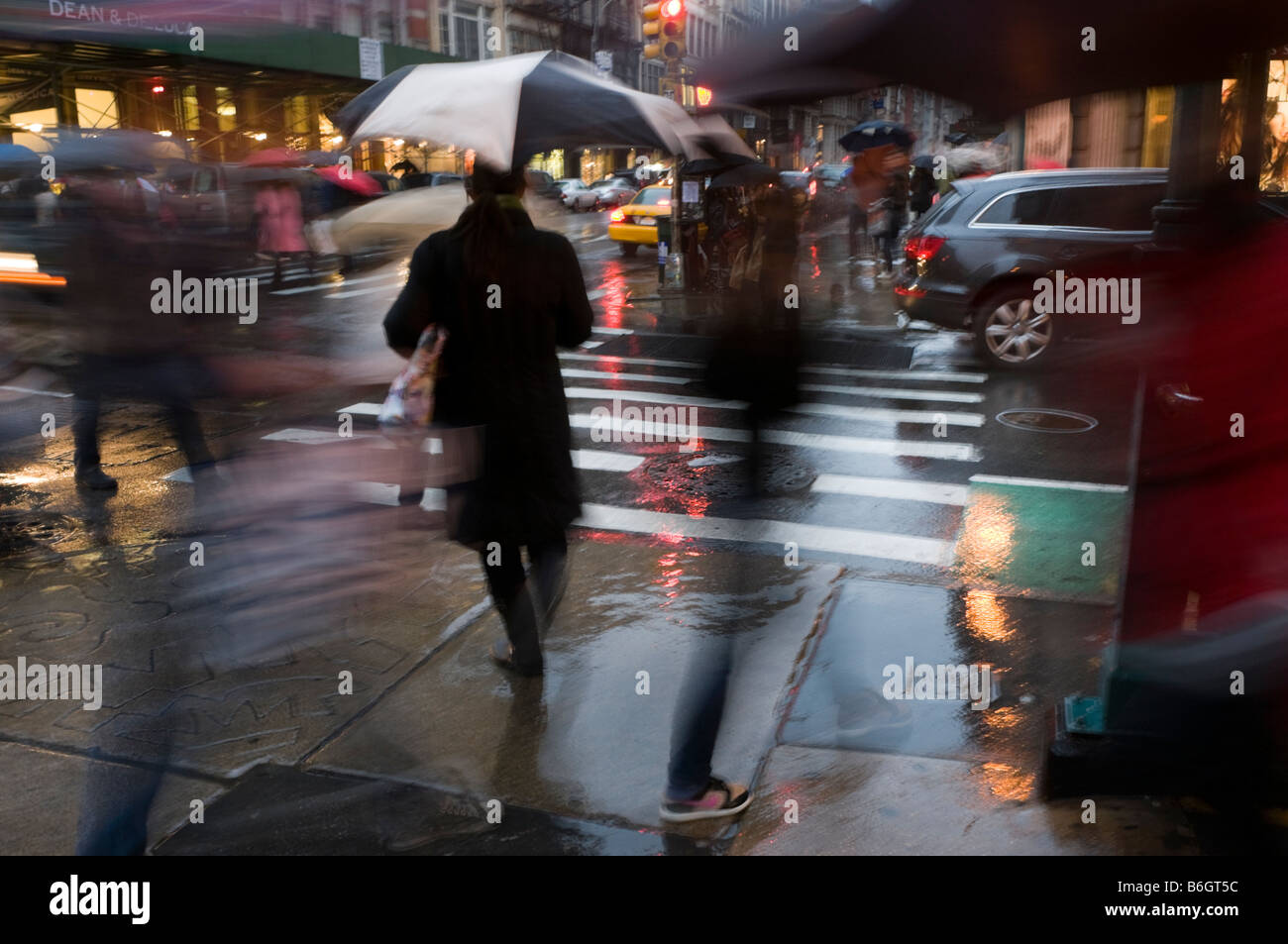 Soho in the rain hi-res stock photography and images - Alamy