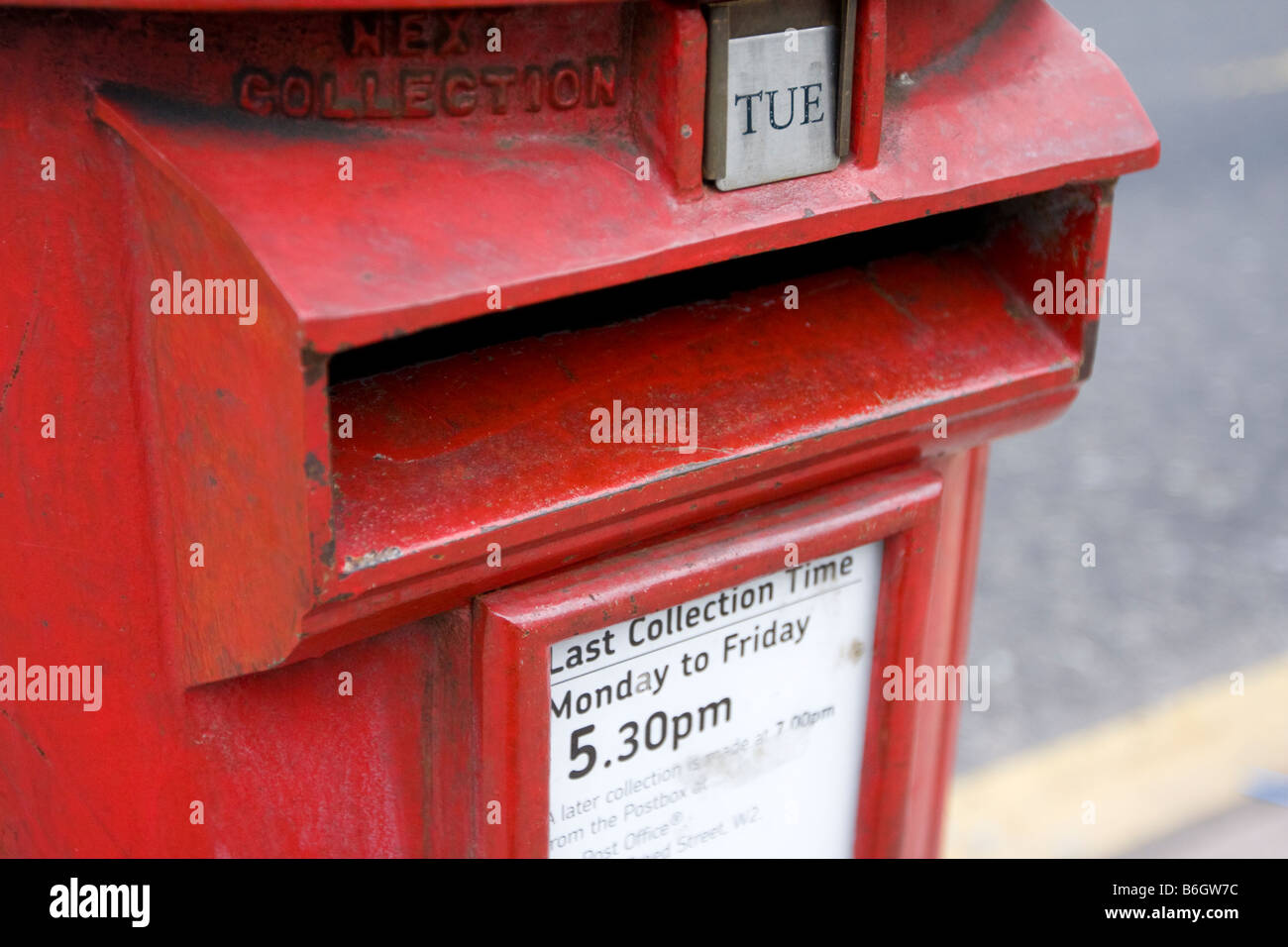 Street red postbox hi-res stock photography and images - Alamy