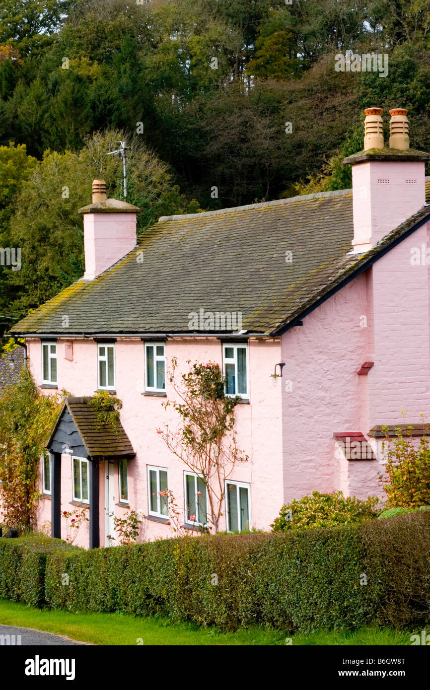 Pink painted cottage hi-res stock photography and images - Alamy