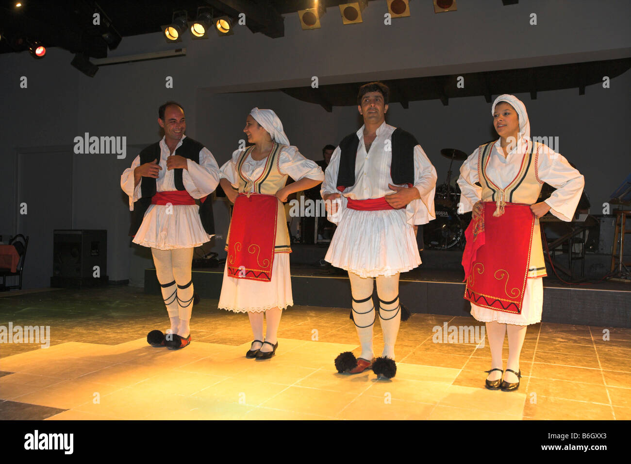 Traditional greek dancers hi-res stock photography and images - Alamy