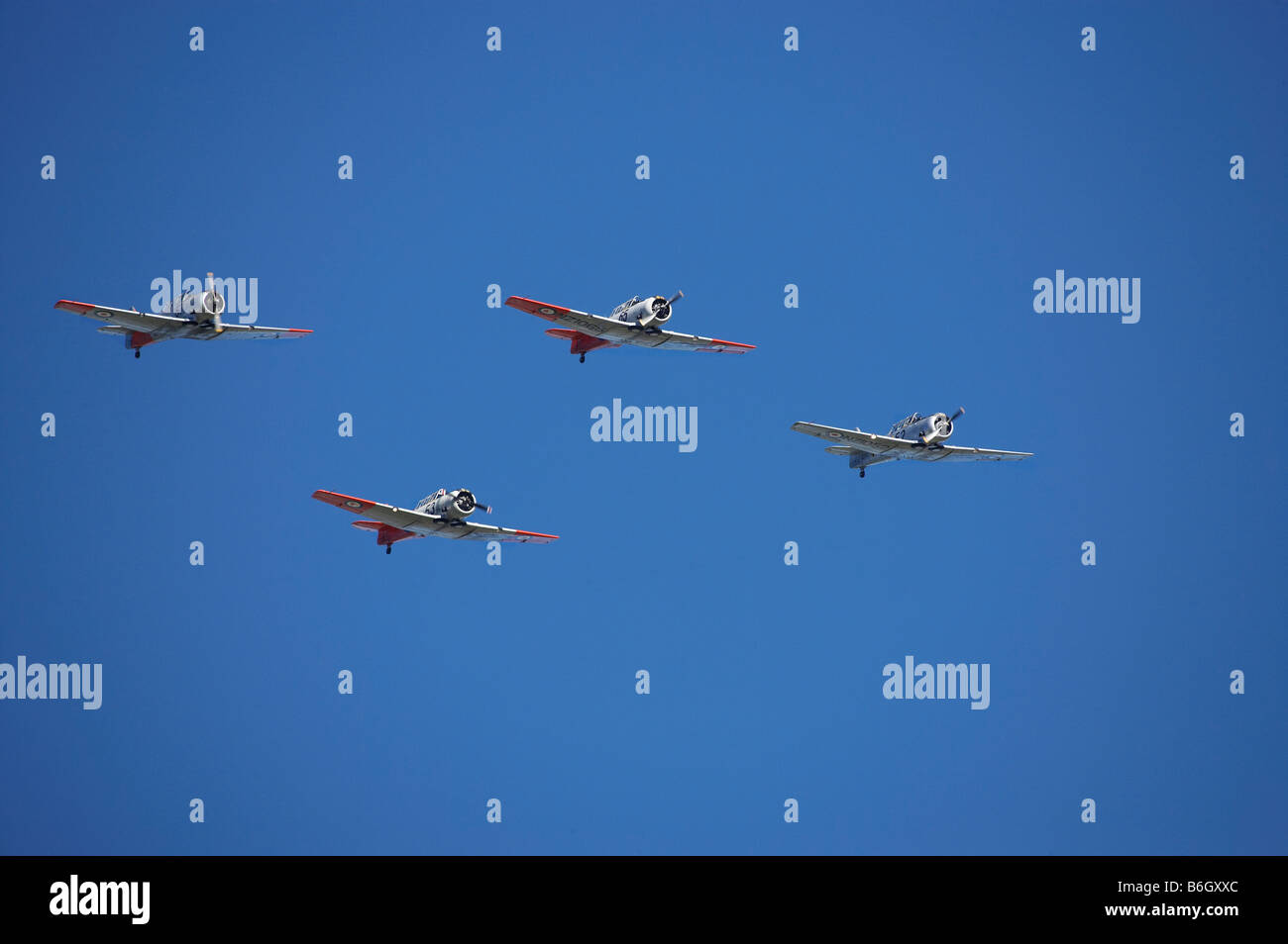 T6 texan world war two trainer hi-res stock photography and images - Alamy