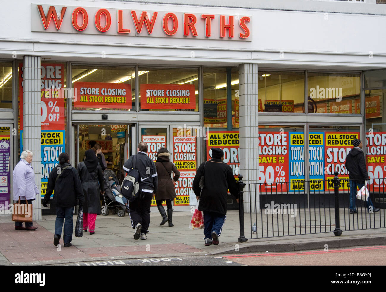 Woolworths closing down sale Camden High Street London Stock Photo - Alamy