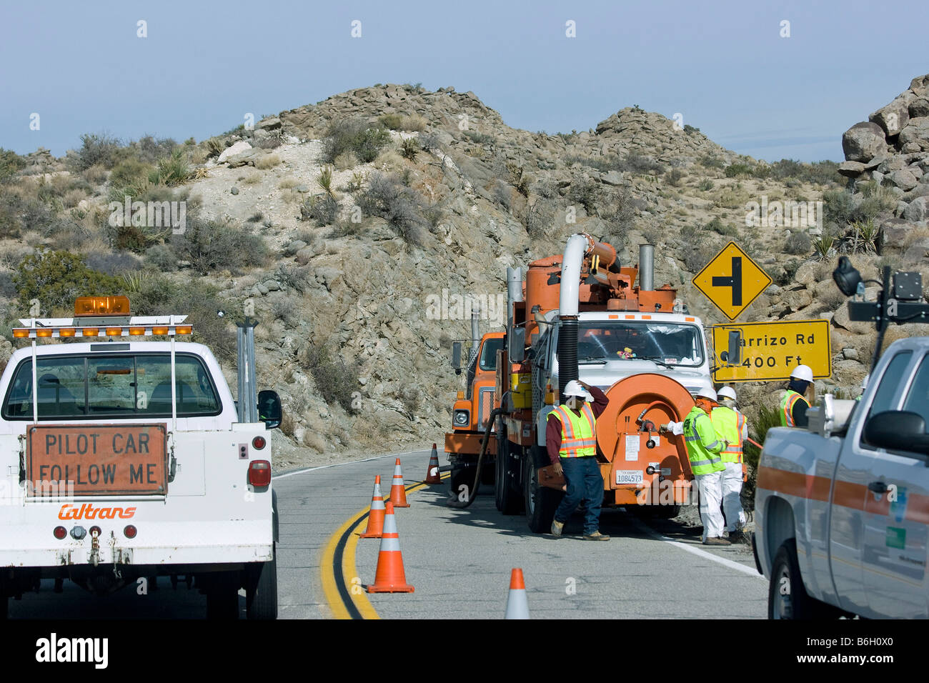 Road construction crew hi-res stock photography and images - Alamy