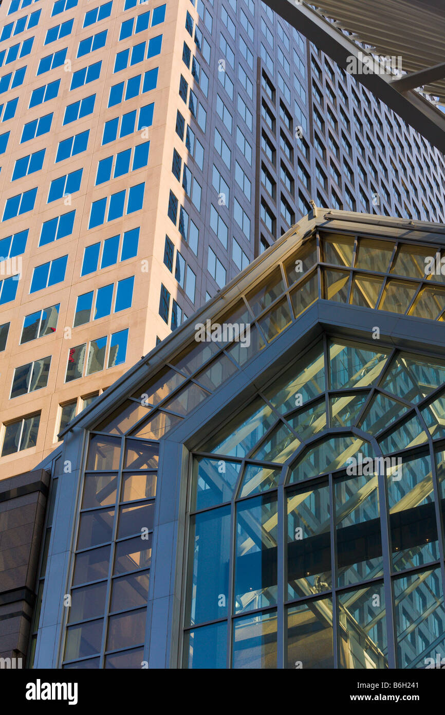 Modern building architecture hi-res stock photography and images - Alamy
