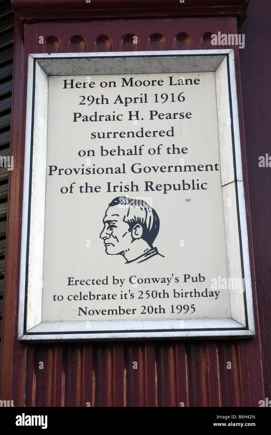 A plaque commemorating the 1916 surrender in the city of Dublin in the ...