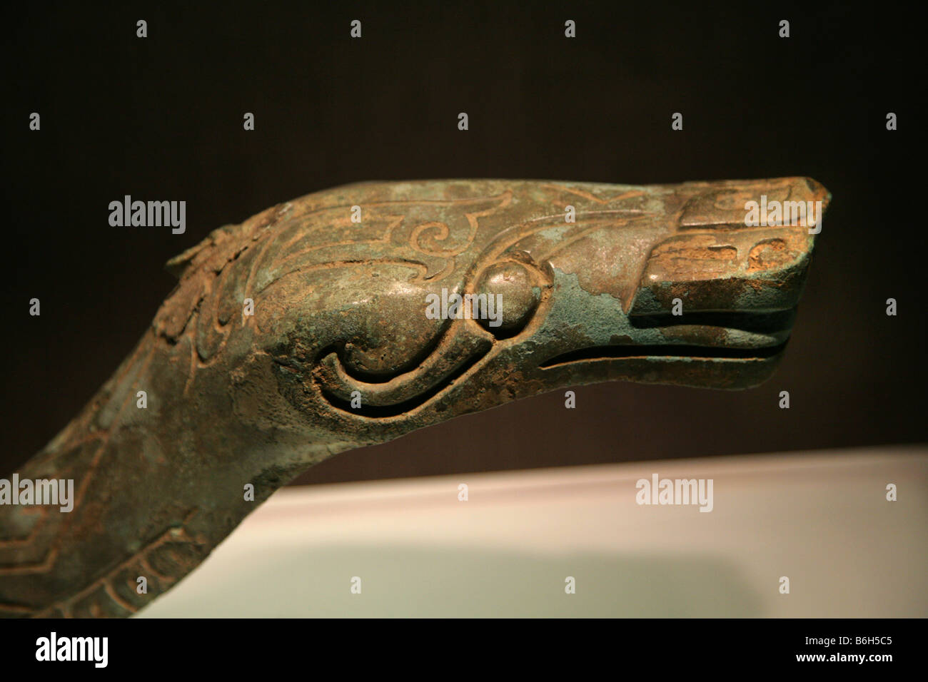 Tall Three Thousand Year Old Bronze Snake Statue Sanxingdui Three Star ... Tall Three Thousand Year Old Bronze Snake Statue Sanxingdui Three Star ...
