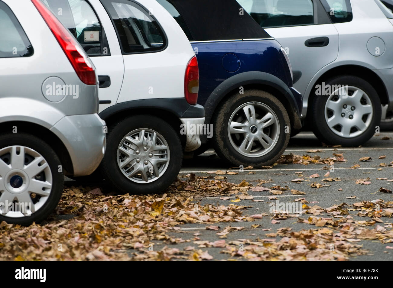 Small car factory hi-res stock photography and images - Alamy