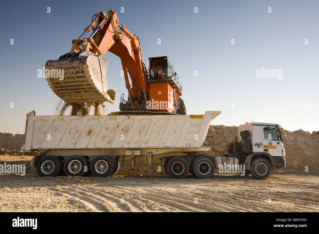 Jumbo excavator employed on one of Dubai's major construction projects ...
