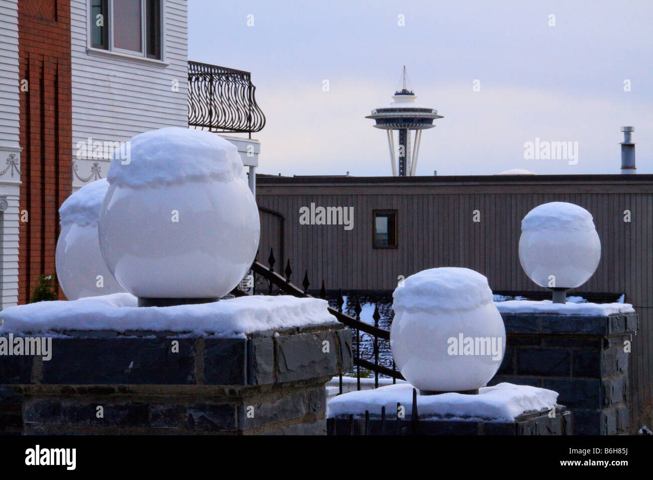 Space Needle in winter Stock Photo - Alamy