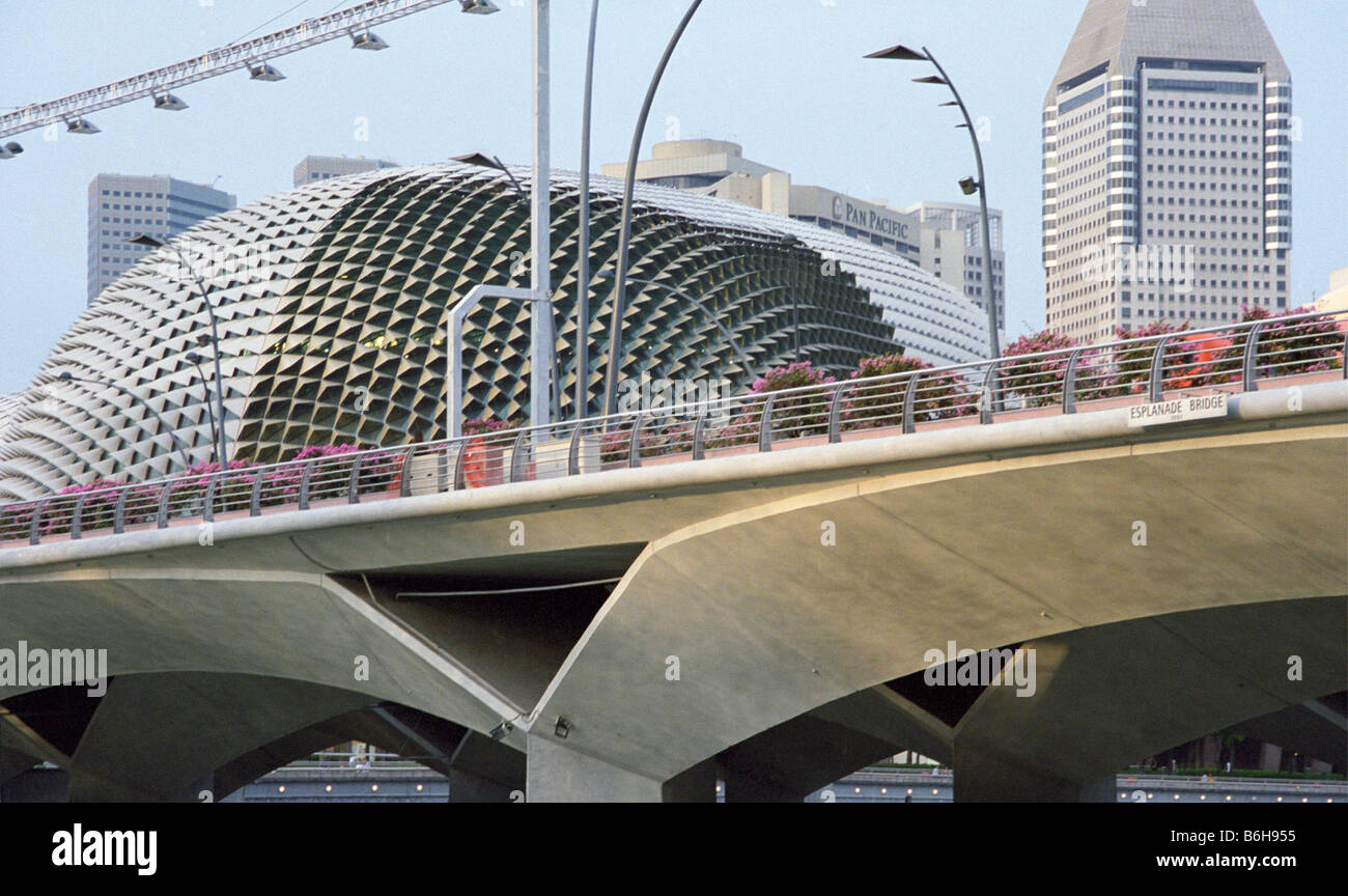 Esplanade Theatres on The Bay and Esplanade Bridge, Singapore Stock ...