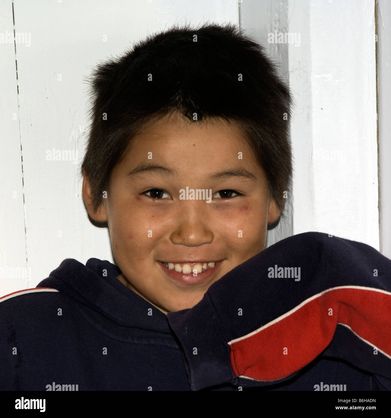 Inuit children hi-res stock photography and images - Alamy