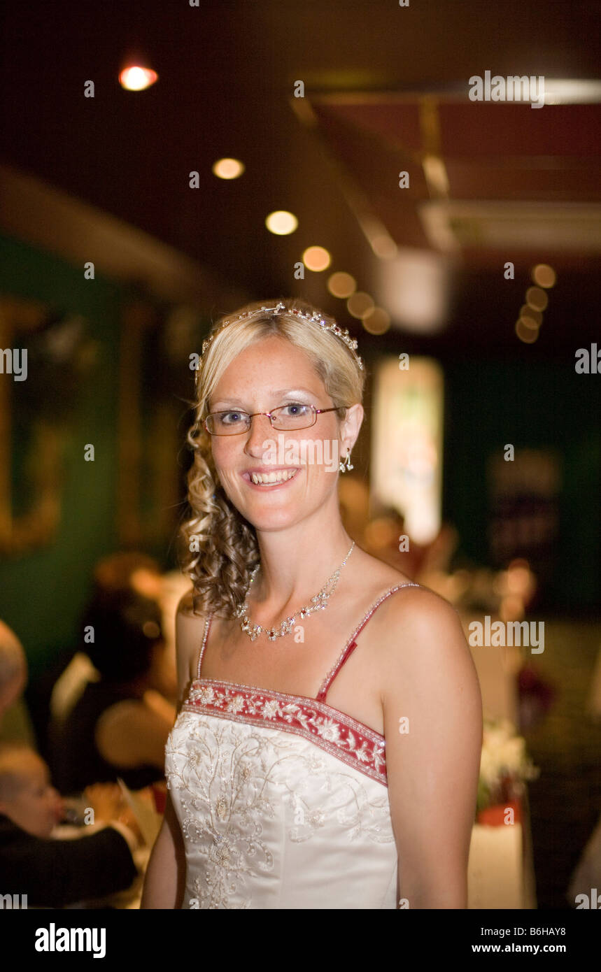 English bride hi-res stock photography and images - Alamy