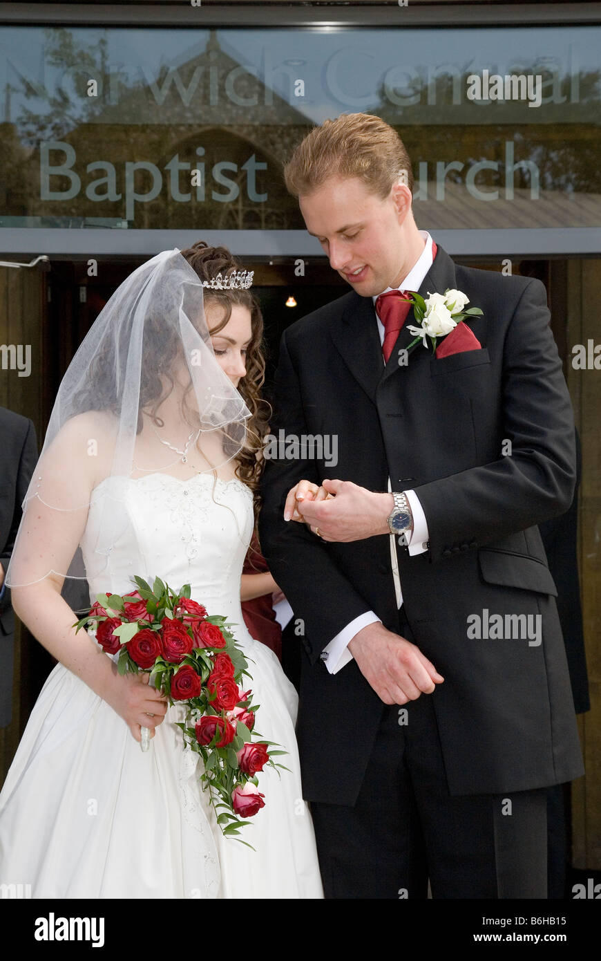 Traditional wedding exit hi-res stock photography and images - Alamy