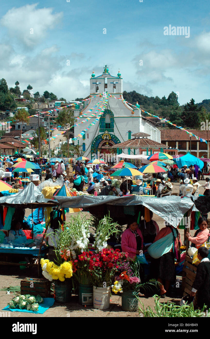 San juan chamula market hi-res stock photography and images - Alamy