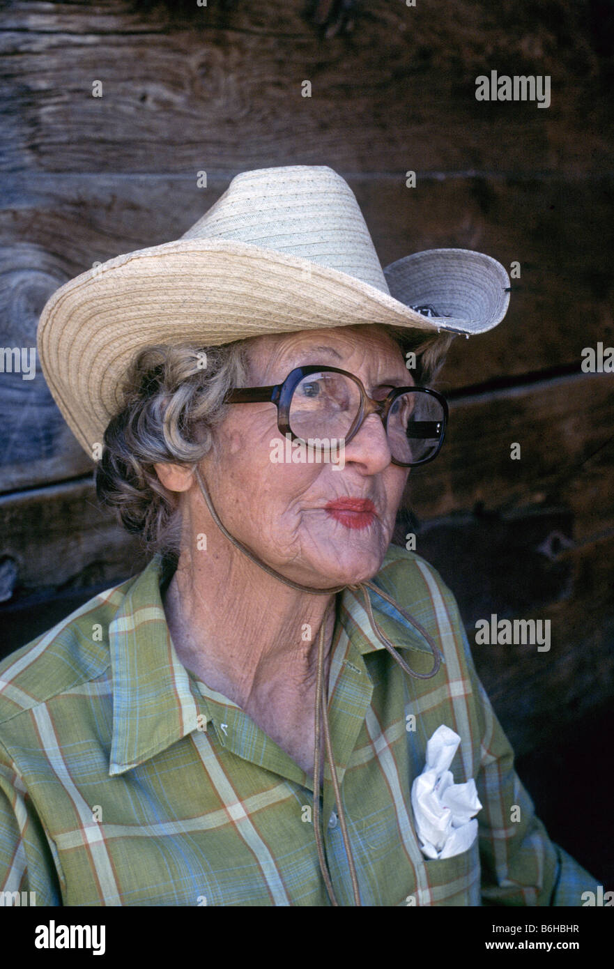 Elderly woman wearing wig hi-res stock photography and images - Alamy