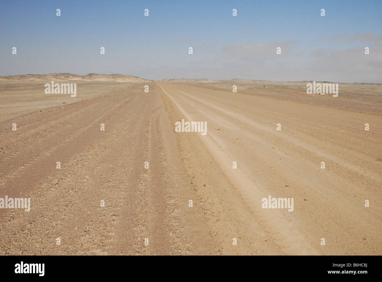 Dirt track road, Skeleton Coast National Park, Namibia Stock Photo - Alamy