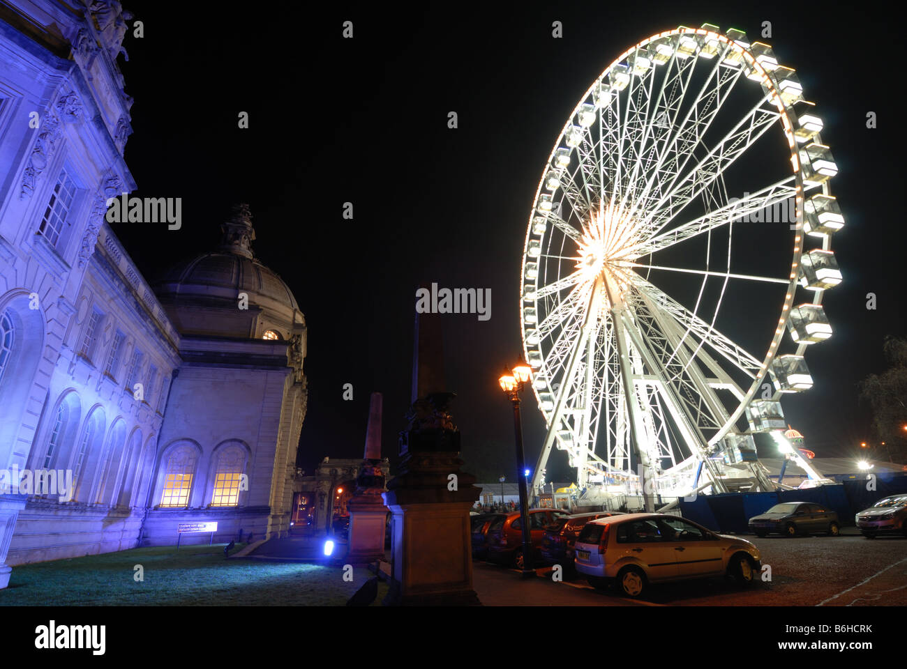 Cardiff Winter Wonderland's "Admiral Eye" in front of City Hall Stock ...