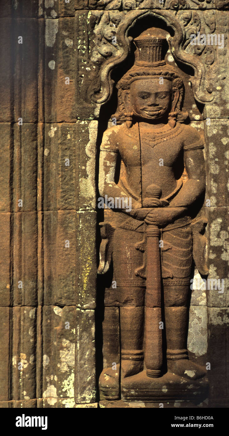 Dvarapala sculpture hi-res stock photography and images - Alamy