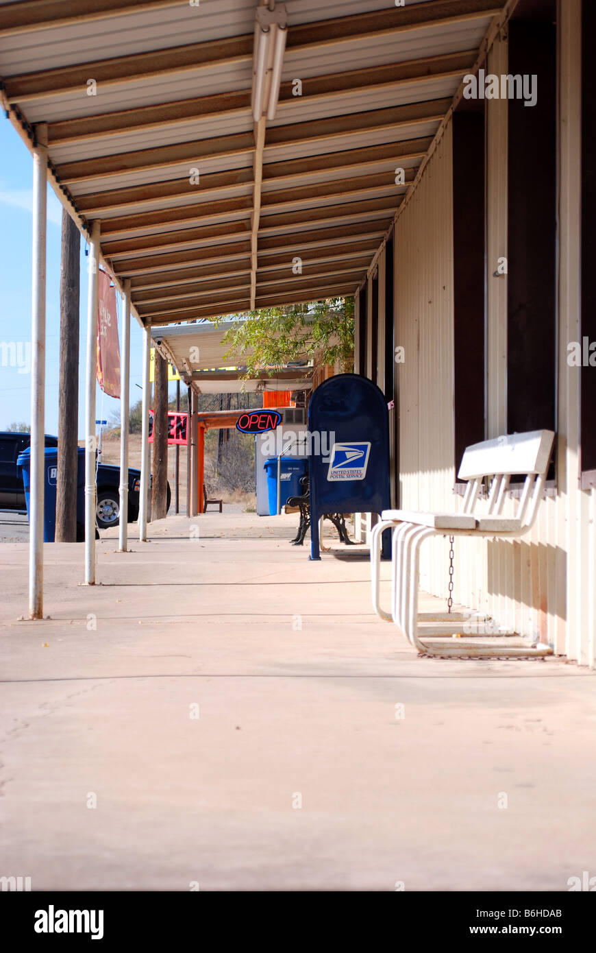 Town sidewalk hi-res stock photography and images - Alamy