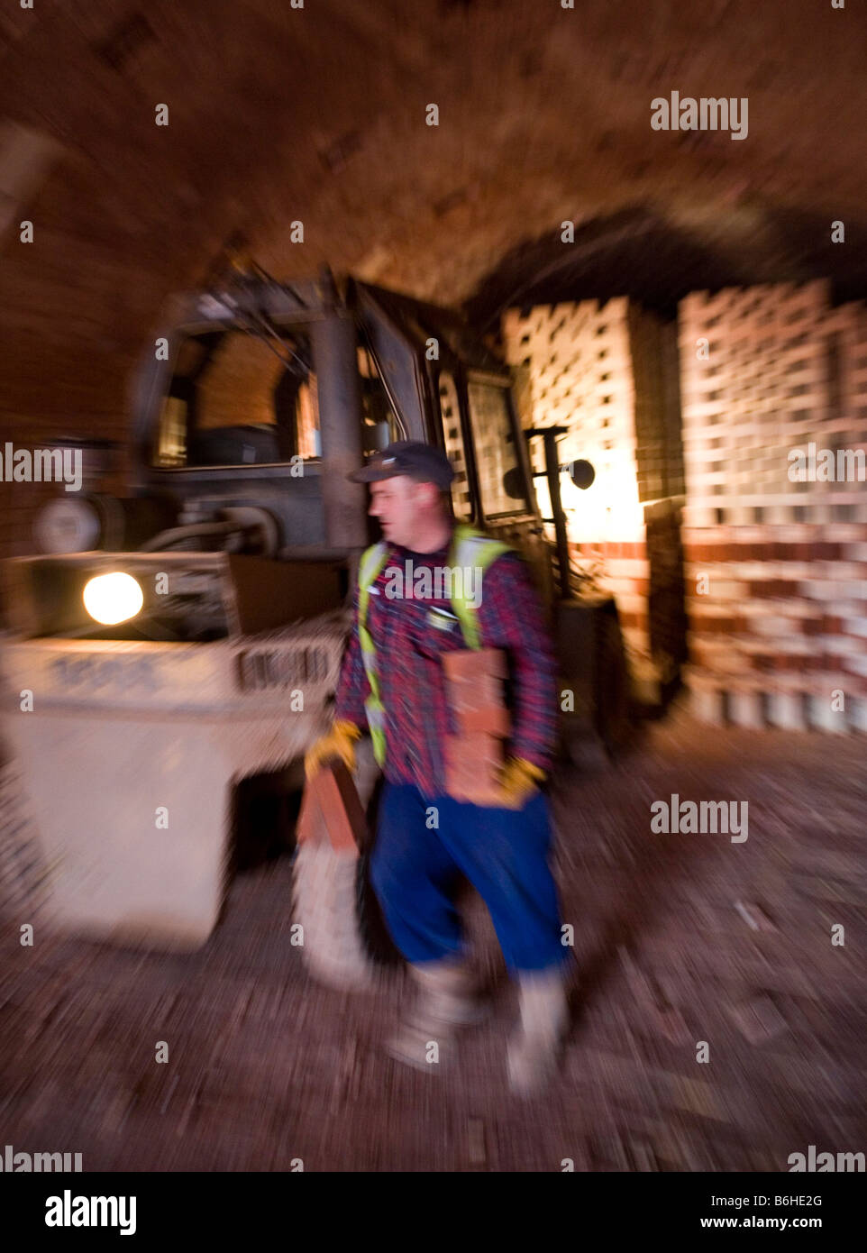 Loads of bricks hi-res stock photography and images - Alamy