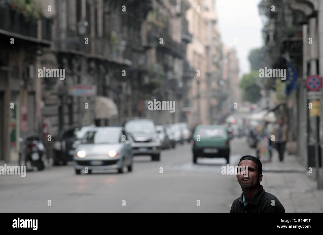 Looking East down Corso Vittorio Emanuele from Via Roma, Palermo city ...