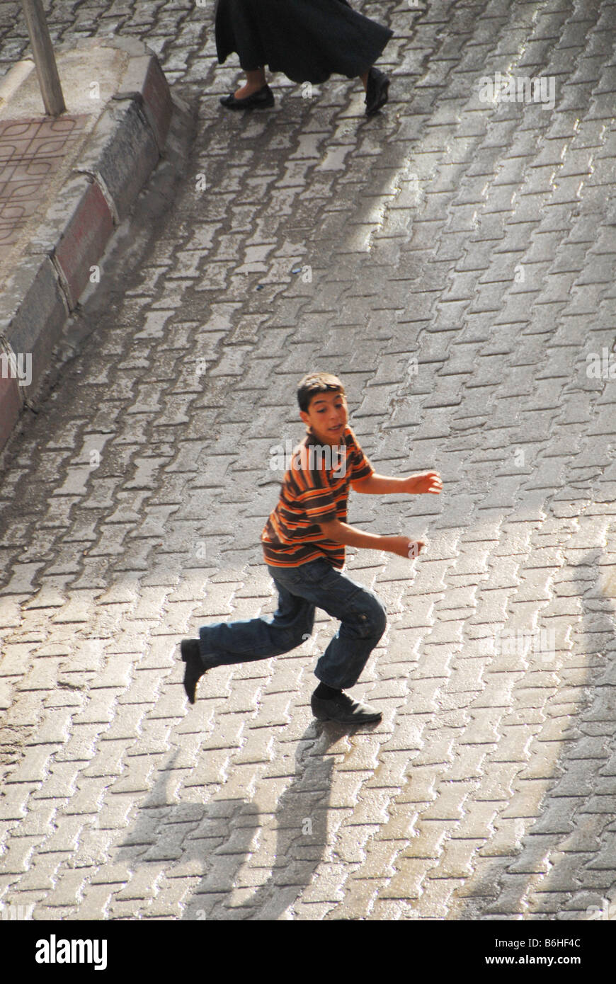 Run Across Road High Resolution Stock Photography and Images - Alamy