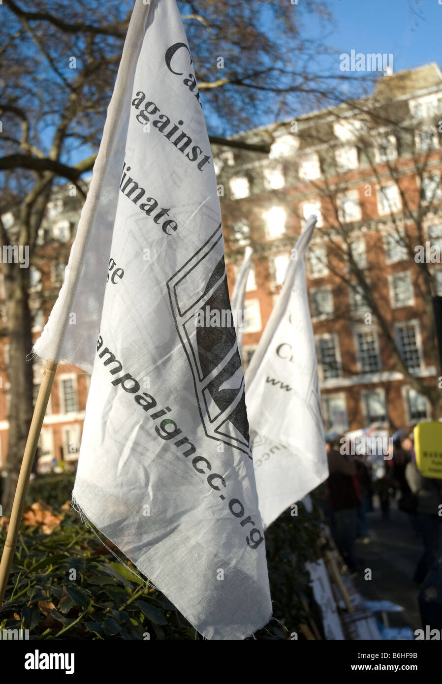 a campaign against climate change flag london 2008 Stock Photo - Alamy
