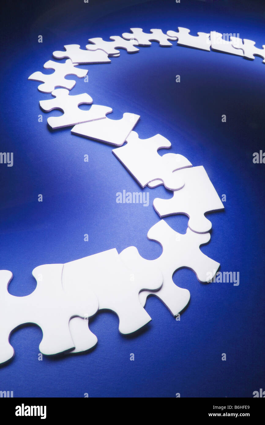 Jigsaw pieces line hi-res stock photography and images - Alamy