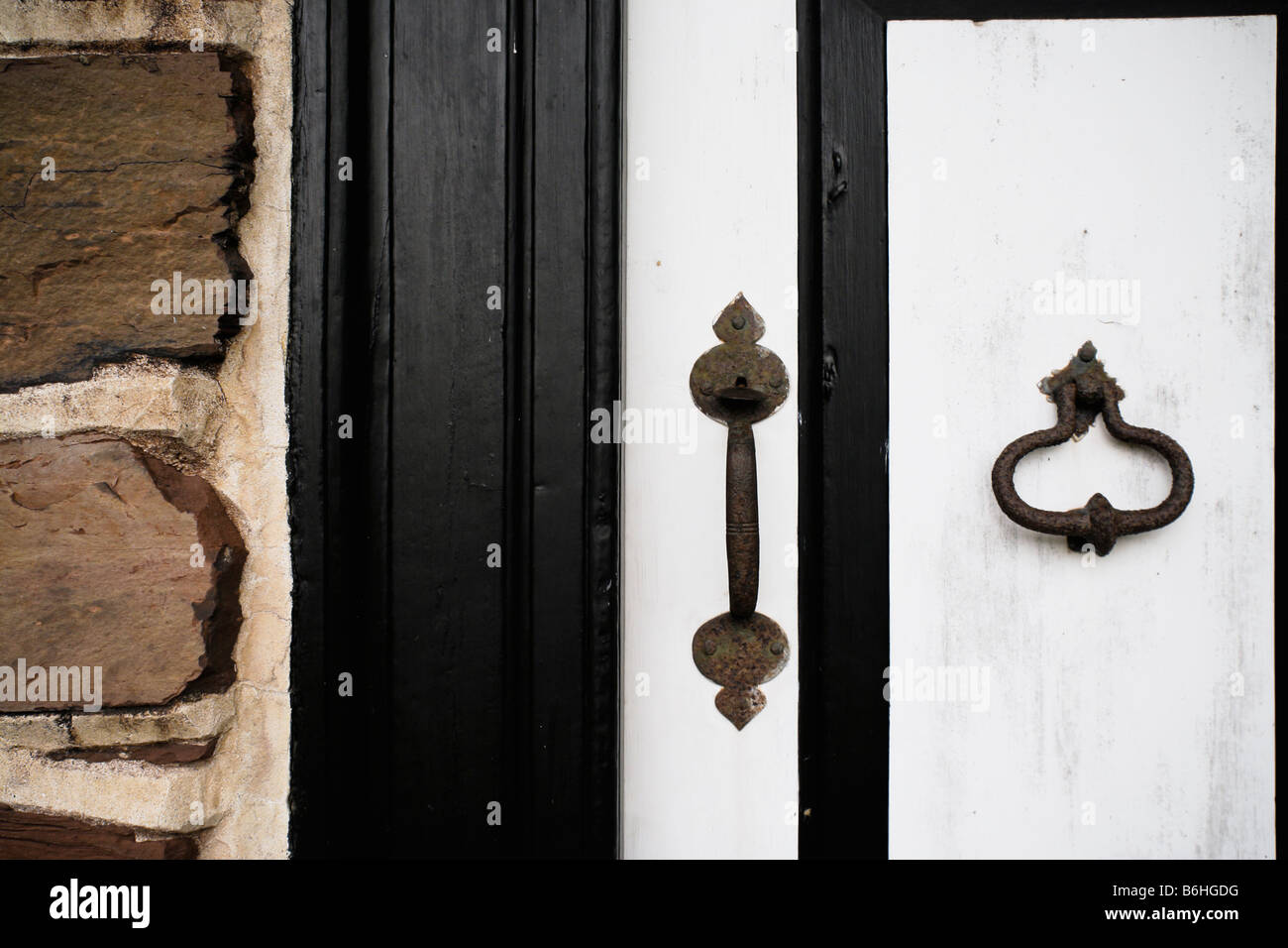Handcrafted colonial 1700s hi-res stock photography and images - Alamy