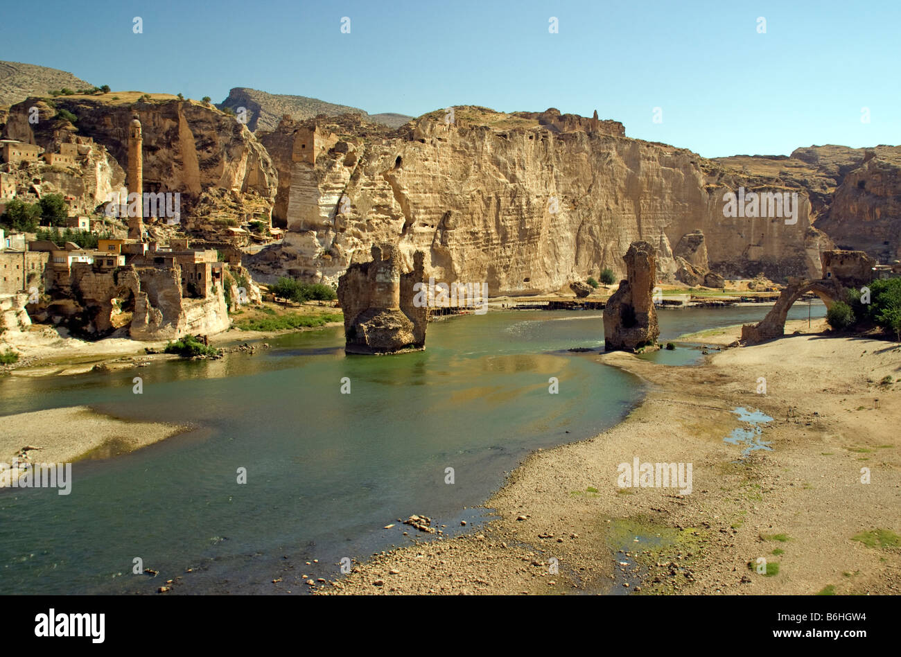 Hasankeyf, ancient city ruins on Tigris River in Batman province, to be ...