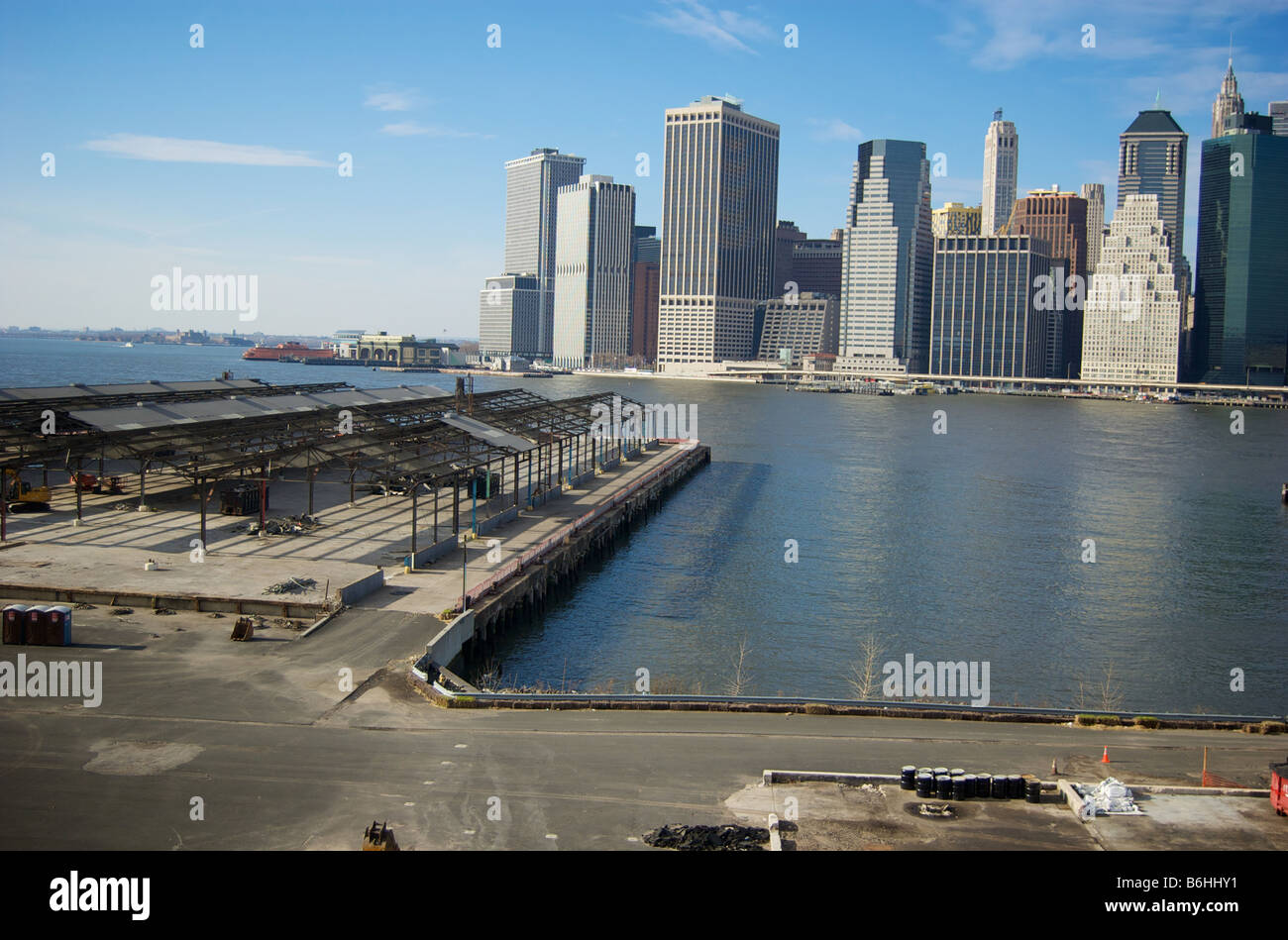 View of Manhattan Skyline and Skanska Dock from Brooklyn Heights ...