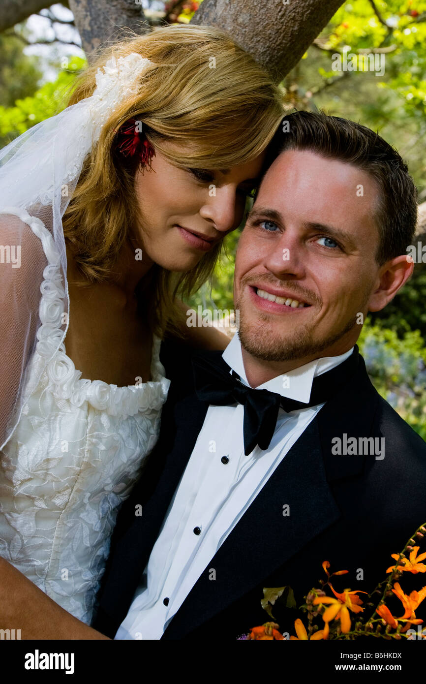 Bride groom bride hi-res stock photography and images - Alamy