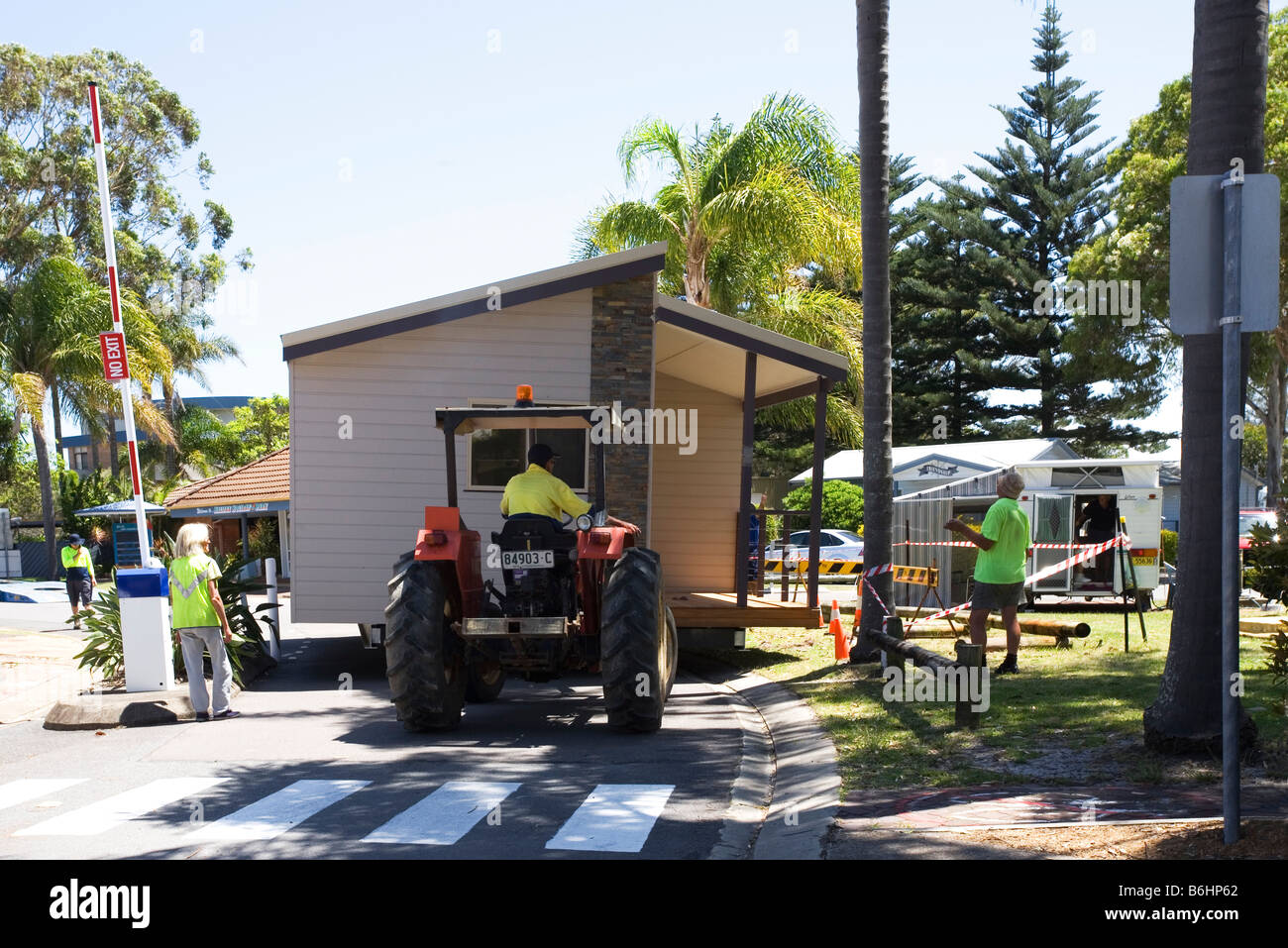 Pre Fabricated House High Resolution Stock Photography and Images - Alamy