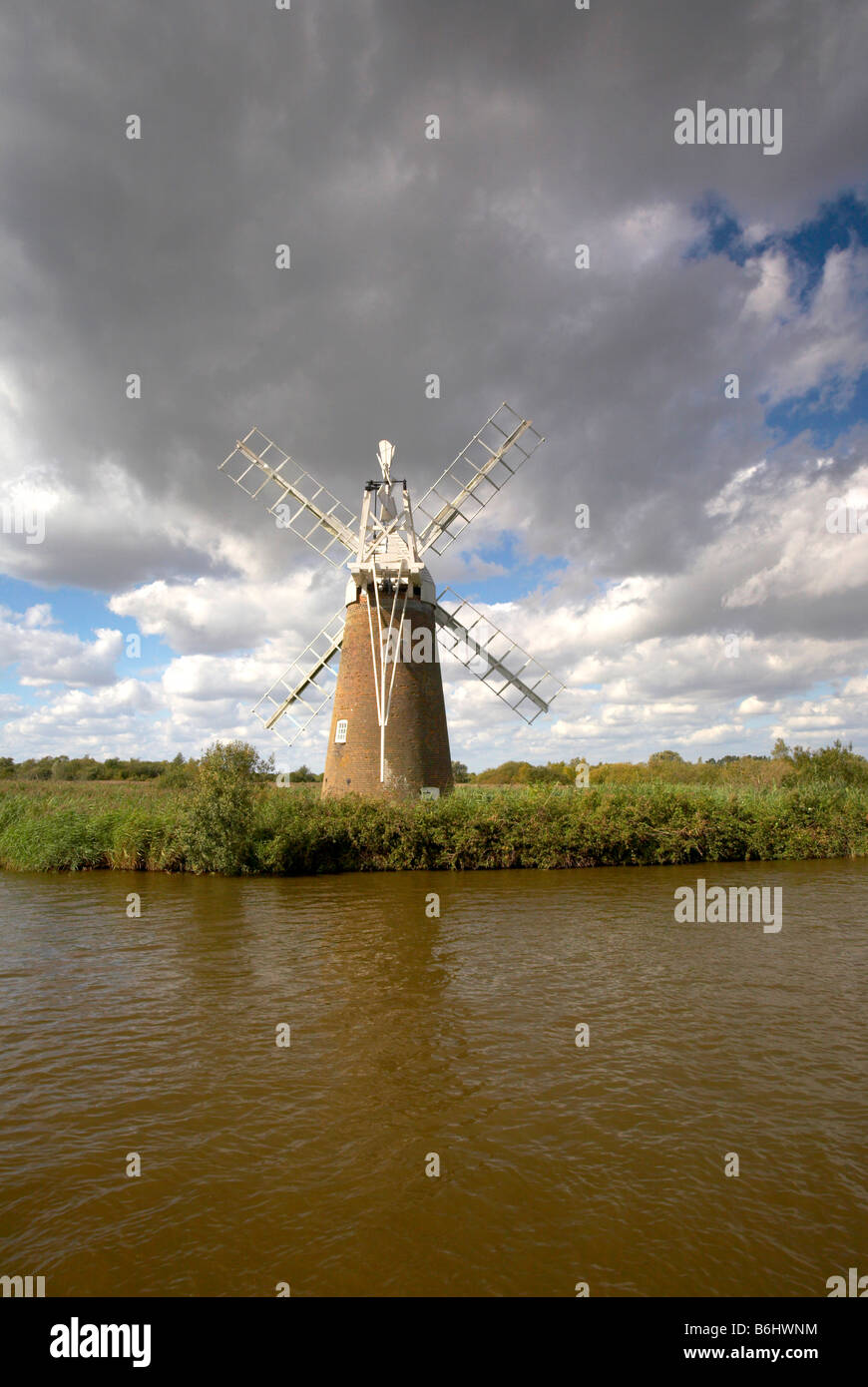 Turf Fen windmill on a bright vibrant day on the Norfolk Broads Stock ...