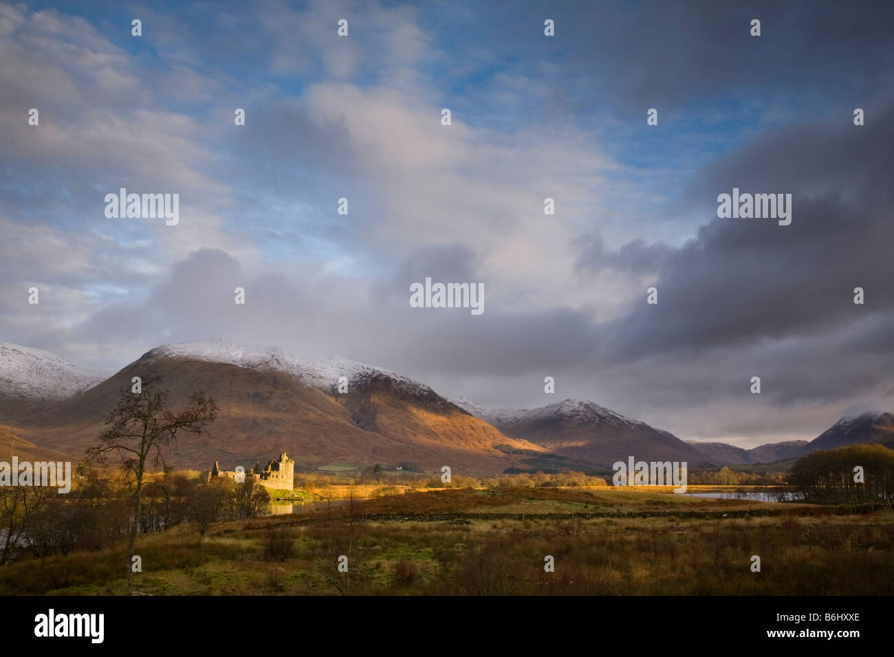 Loch awe landscape hi-res stock photography and images - Alamy