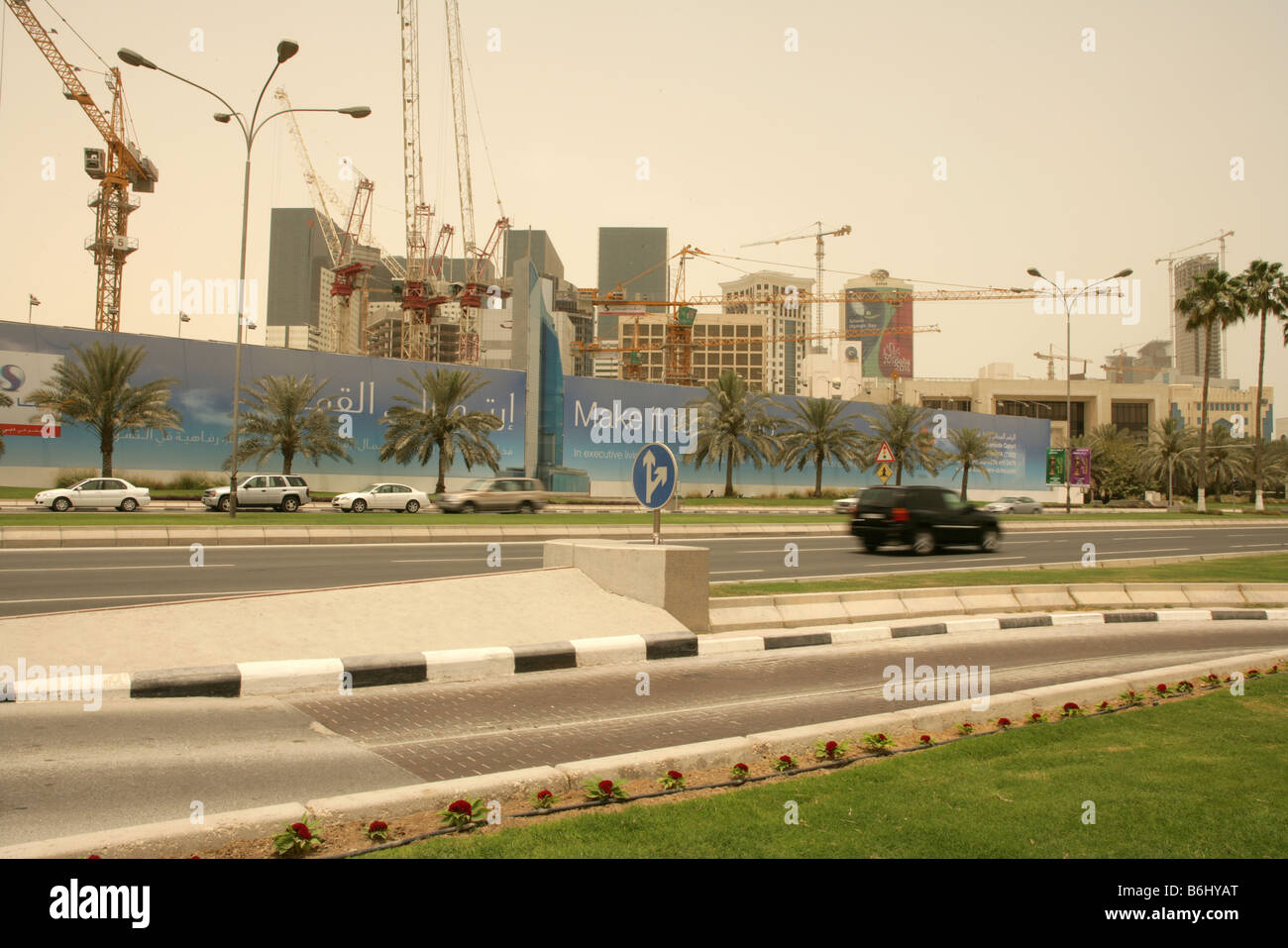 Construction scene fence crane hi-res stock photography and images - Alamy