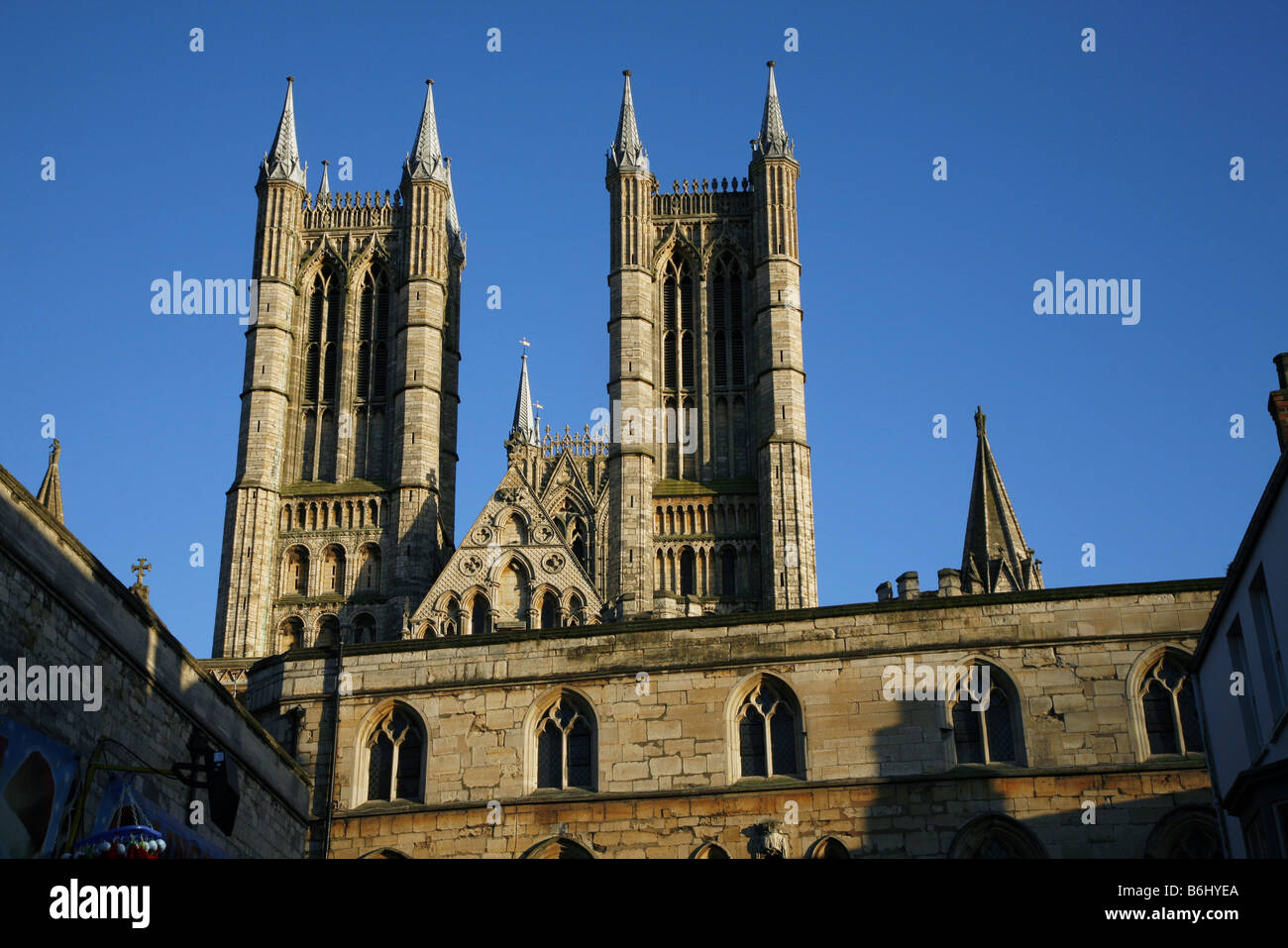 West front of lincoln cathedral hi-res stock photography and images - Alamy