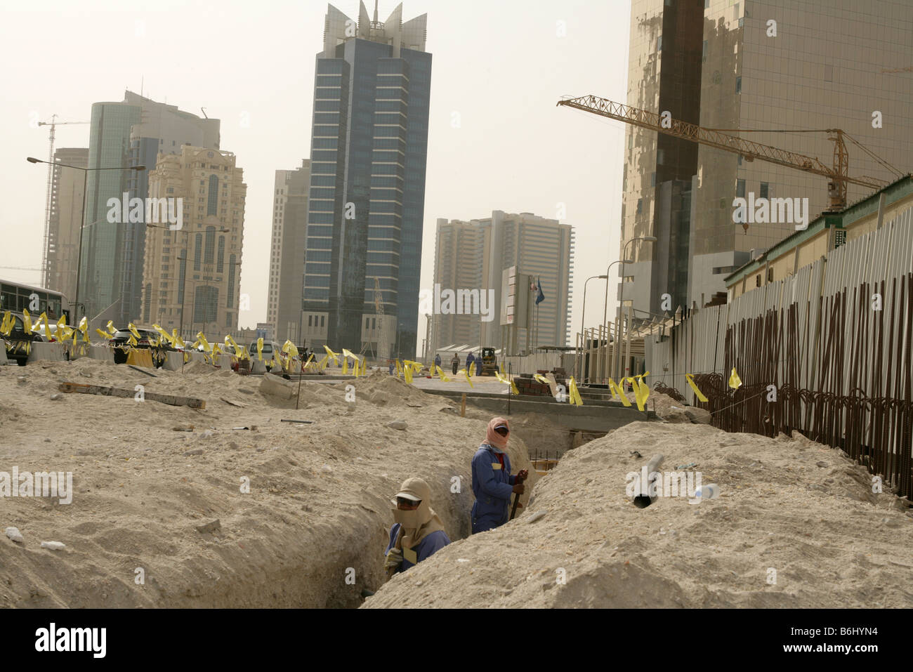 Construction project in downtown Doha, Qatar Stock Photo - Alamy