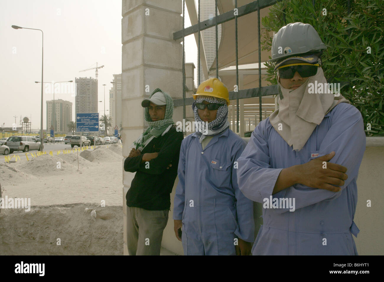 Qatar migrant workers doha hi-res stock photography and images - Alamy