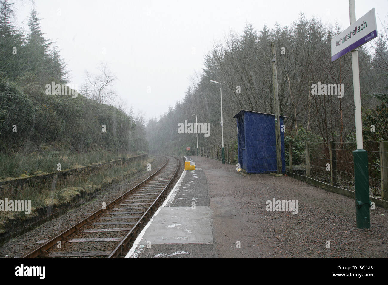 Empty railway platform at Achnashellach railway station, Wester Ross ...